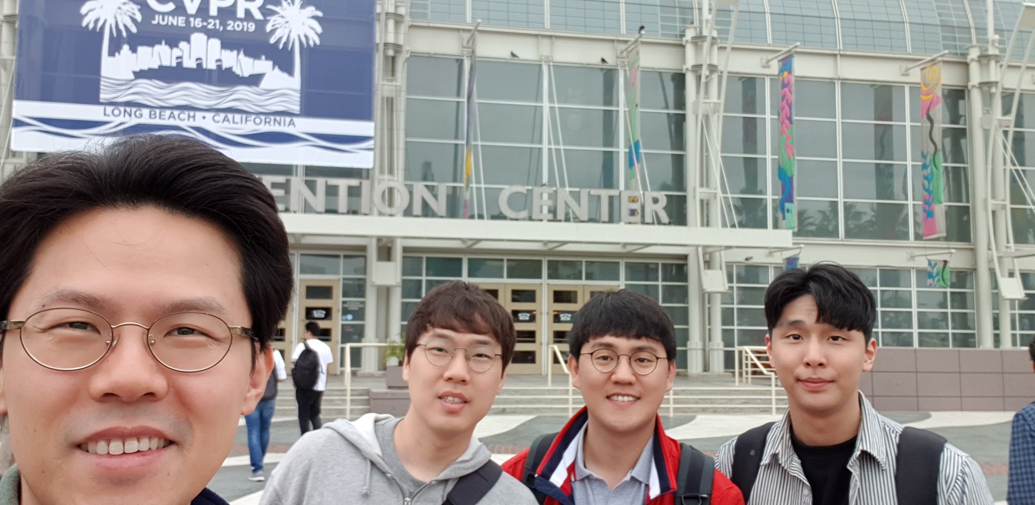 Attending CVPR 19, Long Beach – SGVR Lab, Scalable Graphics, Vision ... Attending CVPR 19, Long Beach – SGVR Lab, Scalable Graphics, Vision ...